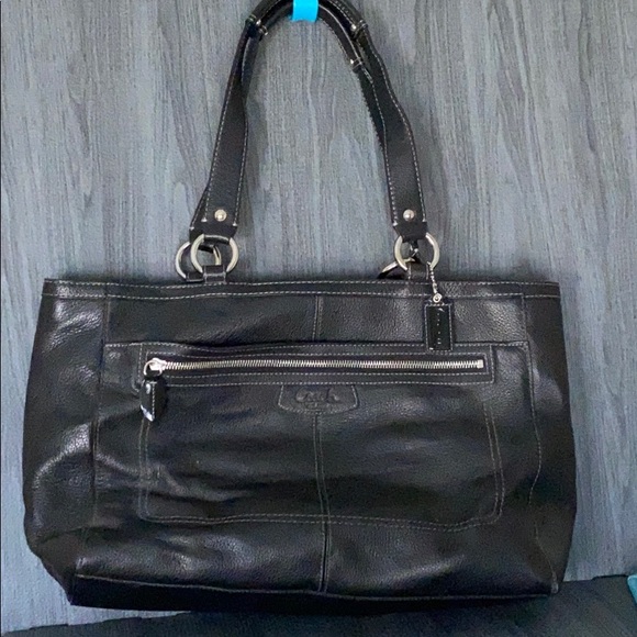 Coach | Bags | Coach Pebbled Leather Shoulder Bag | Poshmark
